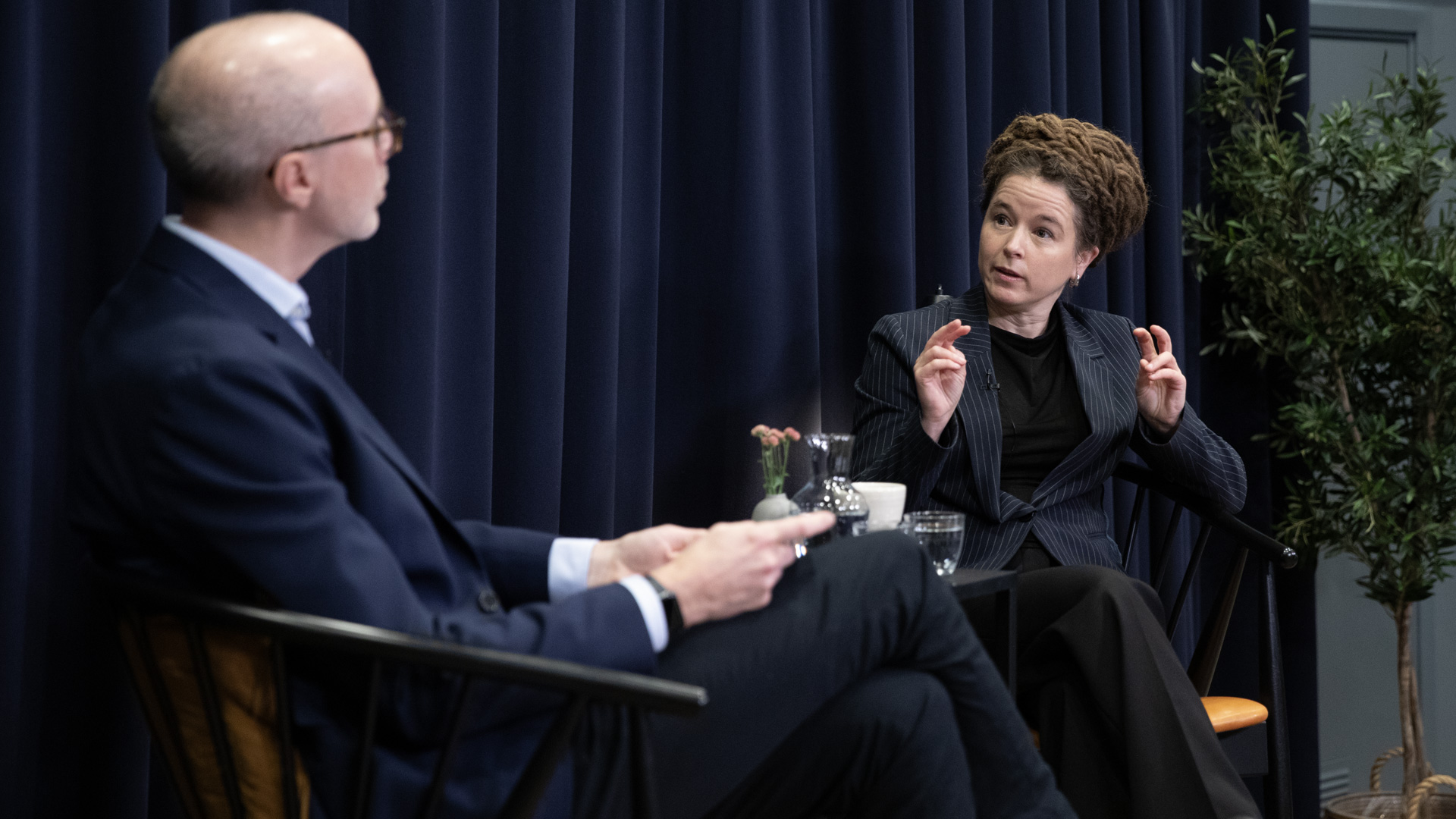 Frukostsamtal med Alice Teodorescu Måwe - SNS